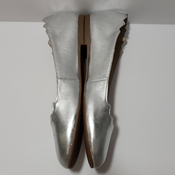 Sam Edelman | Shoes | Sam Edelman Fennegan Silver Metallic Flats 65 Euc ...